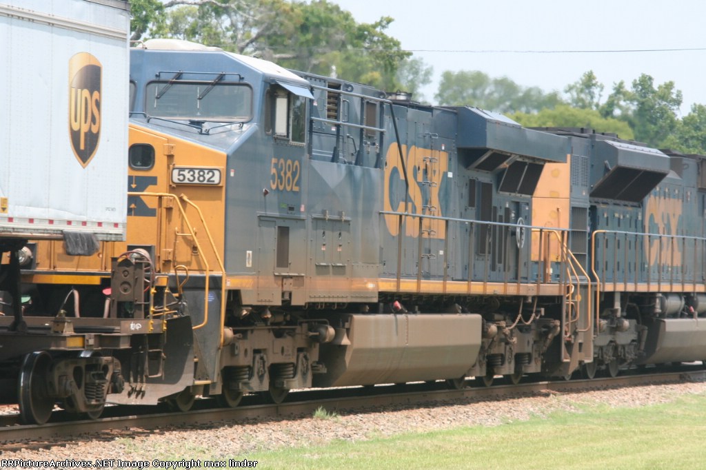 CSX 5382